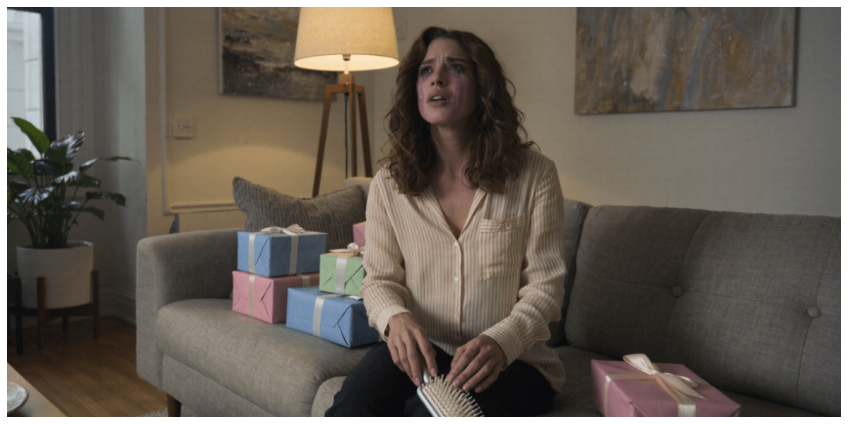 She Broke Down After Getting The Same Hairbrush For The Tenth Year In A Row